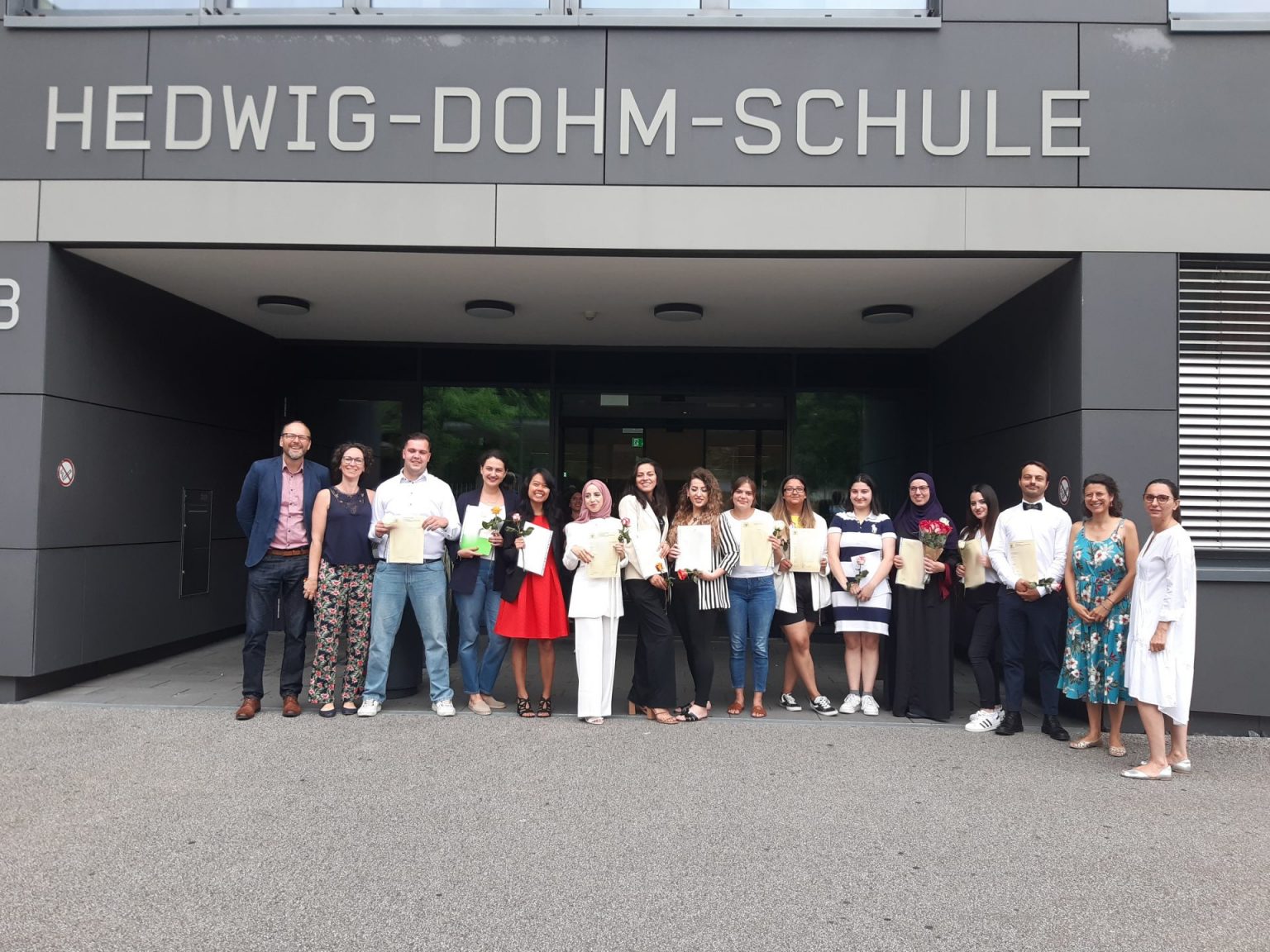 Erfolgreicher Abschluss der ersten Pilotklasse in BW der BFS für ...